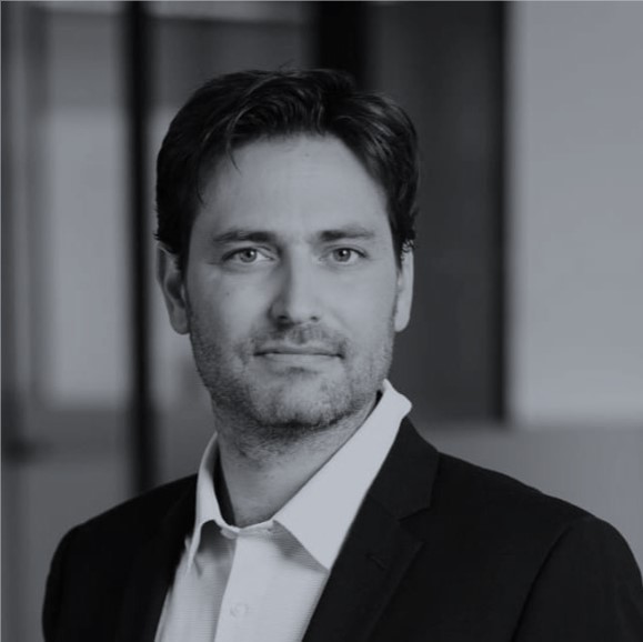 Shachar Abir – ECard | Lightfective